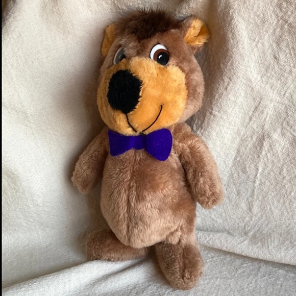 Hanna Barbera | Toys | Vintage 98 Boo Boo Bear Hannabarbera Stuffed ...